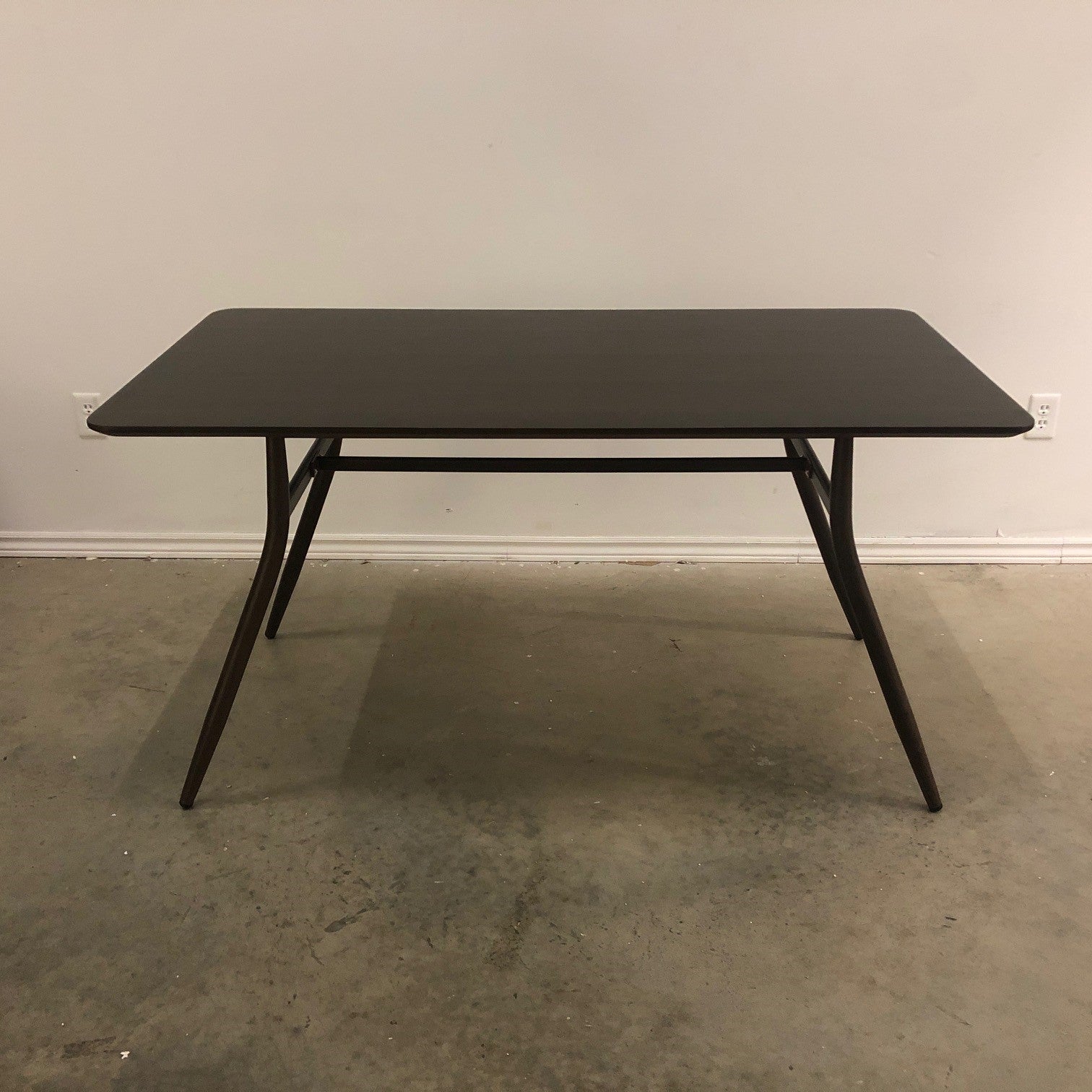 CARIBOU MODERN KITCHEN TABLE – Haywards Interiors